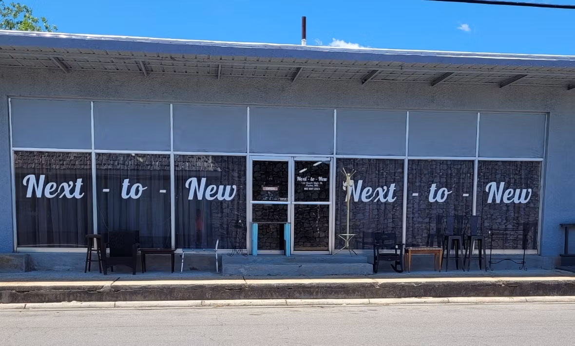 Next-to-New - Visit Ripley